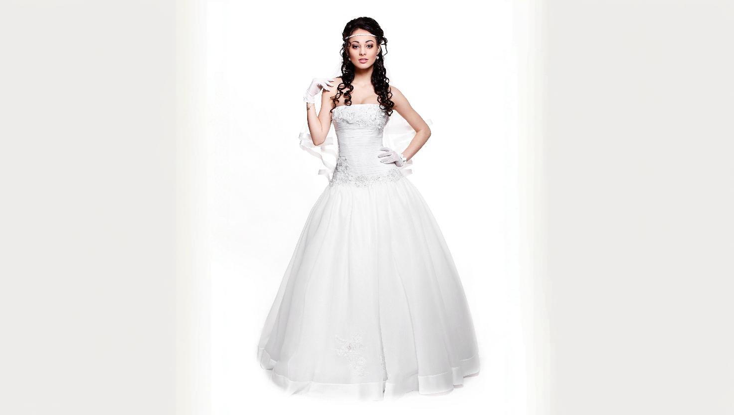 The Timeless Elegance of the Ball Gown: A Journey Through History ...